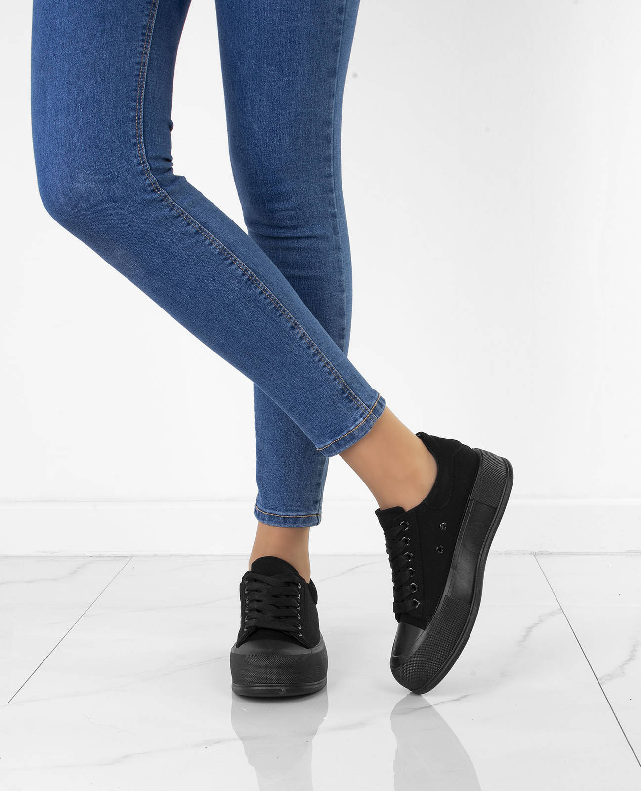 CZARNE SNEAKERSY TRAMPKI PLATFORMA VERIS Czarny | STILI